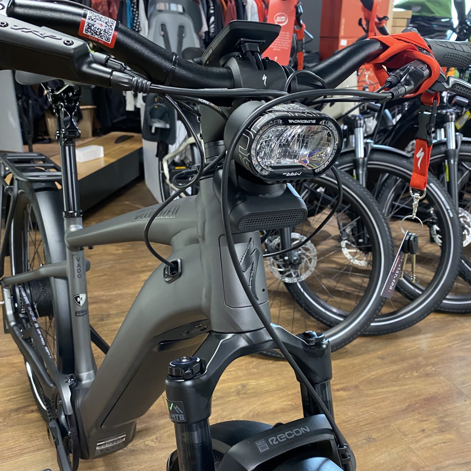 💥 Speed-Pedelec 45 km/h ! Vélo électrique Specialized Turbo Vado S IGH ...